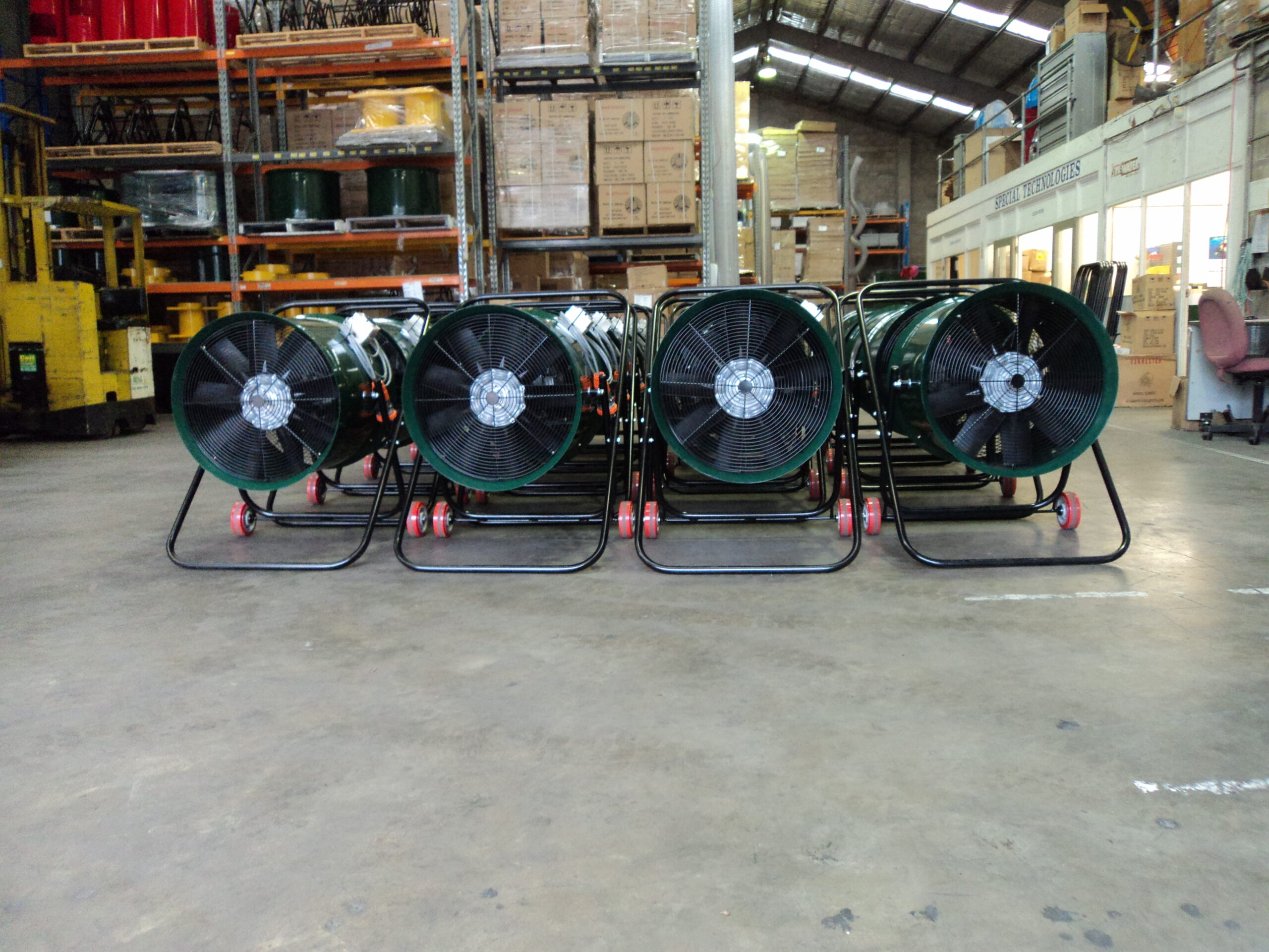 Choosing the Right Industrial Fan in 2024: Expert Guide | Fanmaster